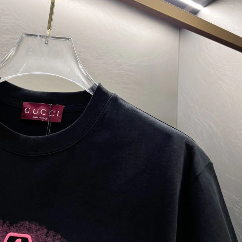 Perfect replica Gucci T-Shirts