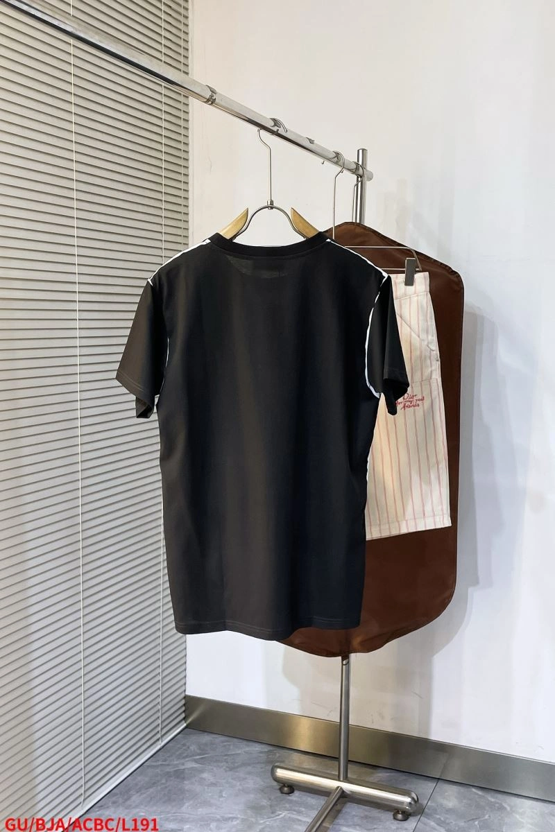 Exact replica Gucci T-Shirts