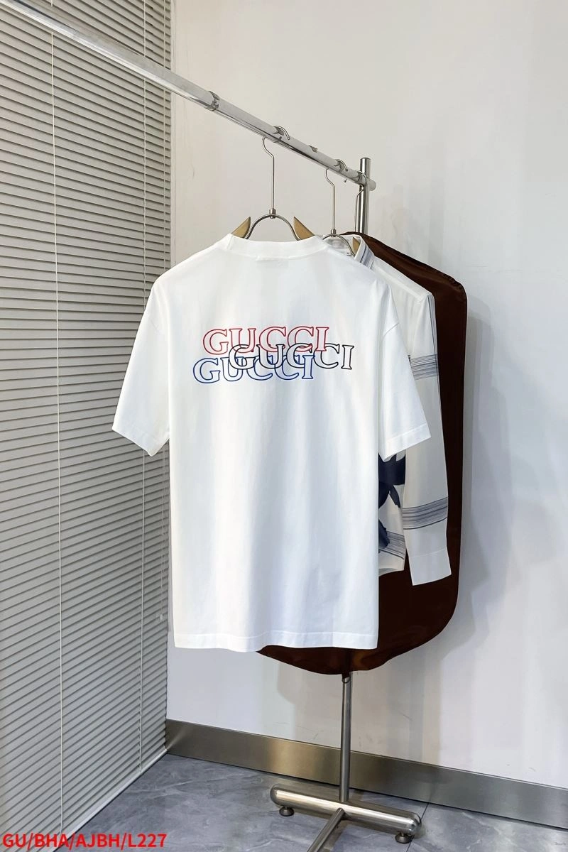 Brand-authenticated Gucci T-Shirts