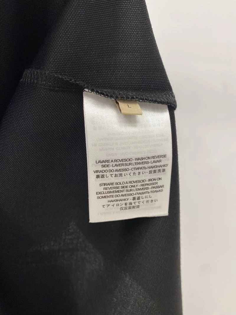 Value-priced Gucci T-Shirts