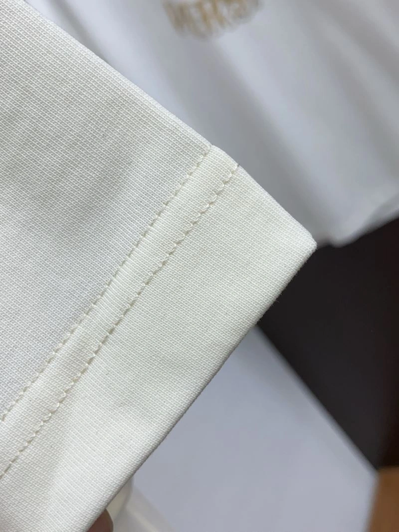 Top match Gucci T-Shirts