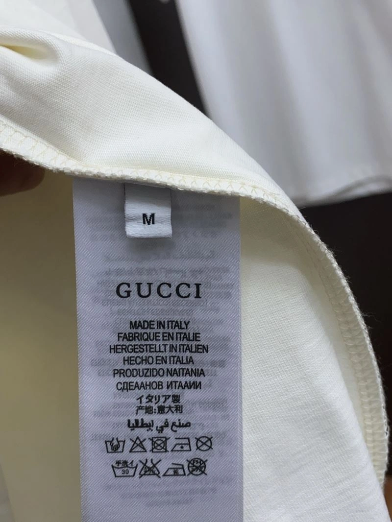 Top match Gucci T-Shirts