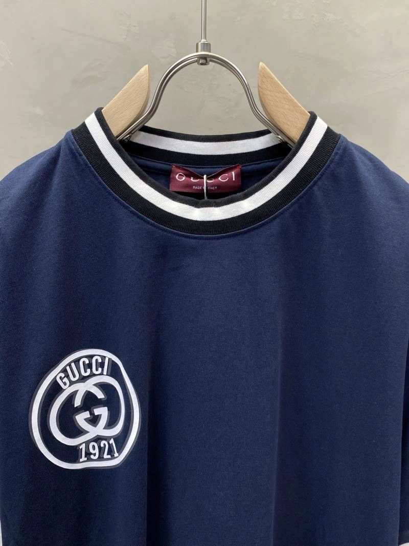 Top match Gucci T-Shirts