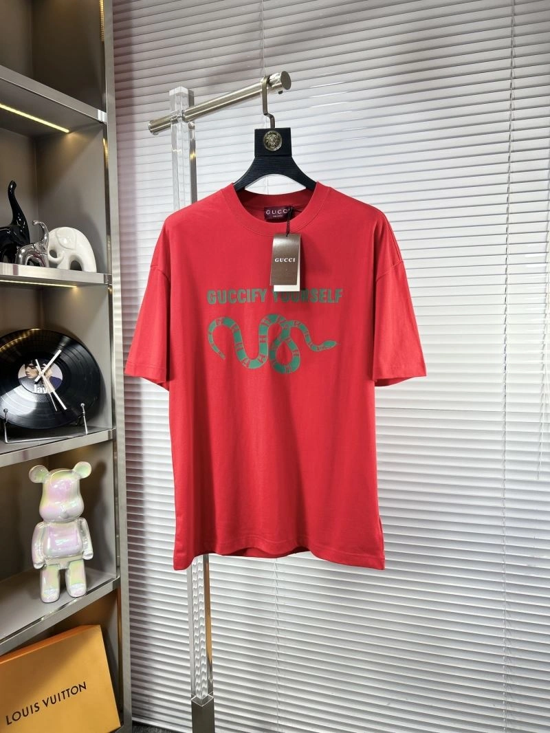 Gucci T-Shirts