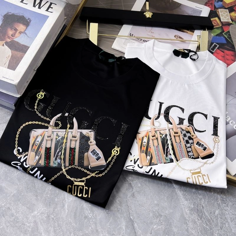 Top match Gucci T-Shirts