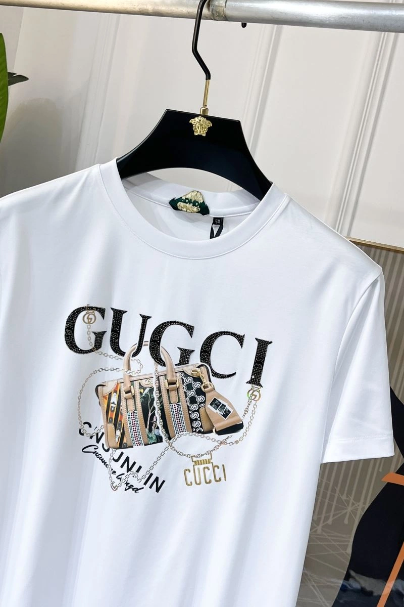 Top match Gucci T-Shirts