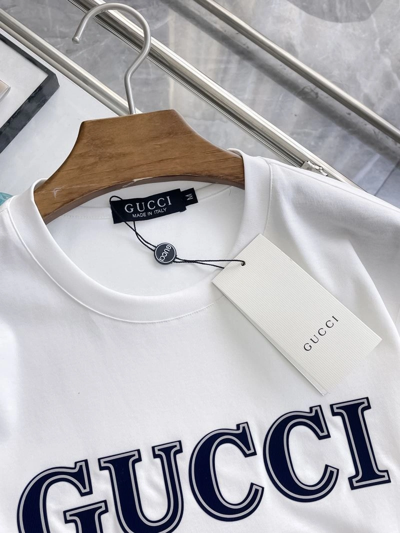 Inexpensive Gucci T-Shirts
