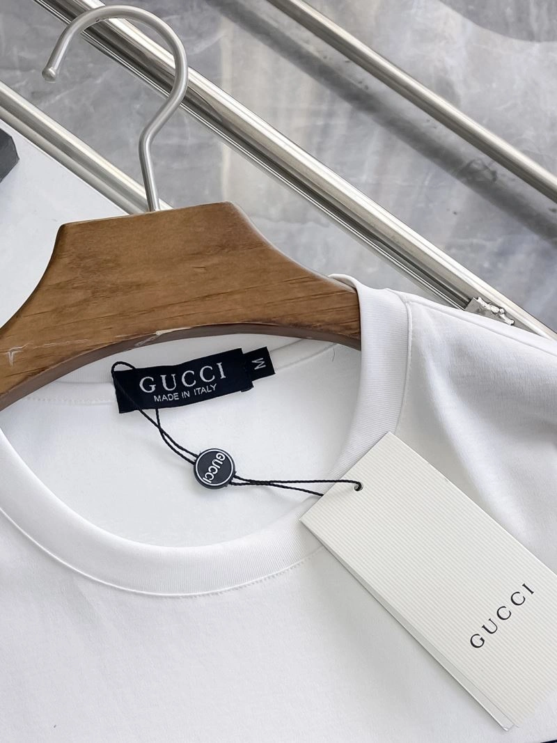 Inexpensive Gucci T-Shirts