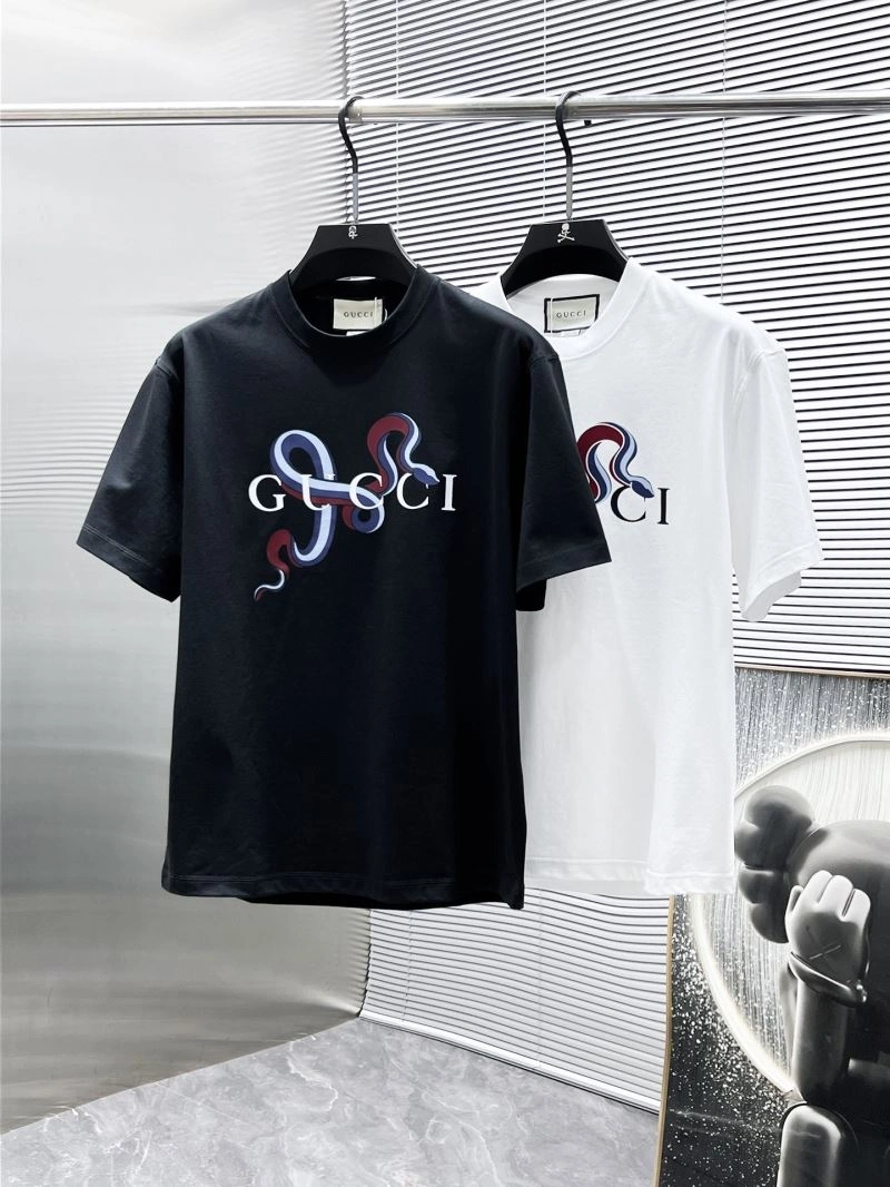 Top mirror Gucci T-Shirts