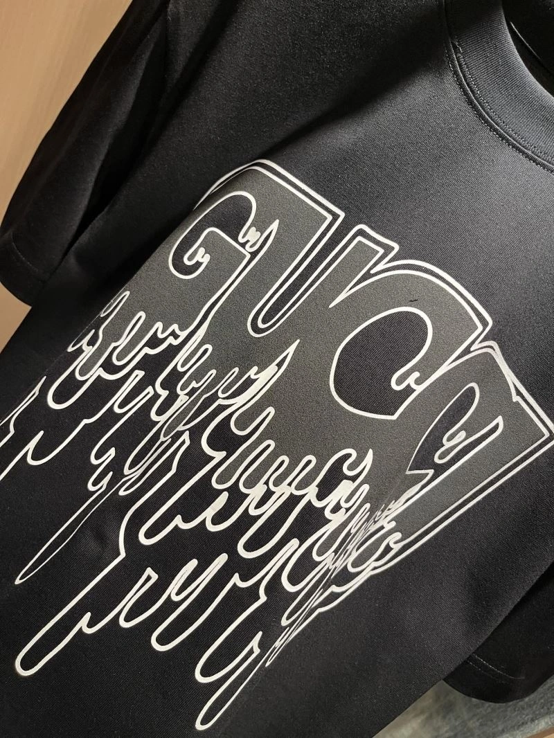 Accurate model Gucci T-Shirts