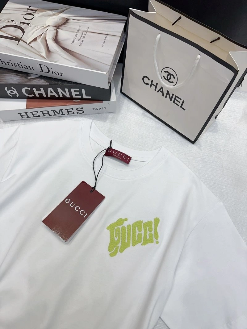Top mirror Gucci T-Shirts
