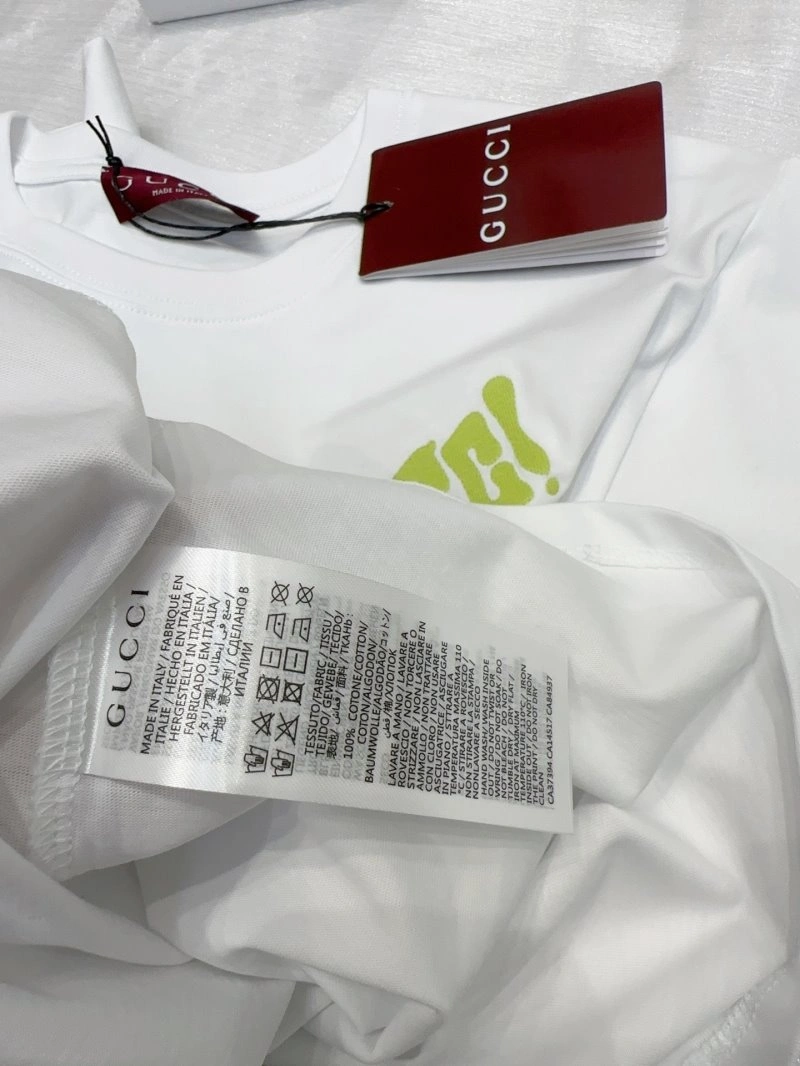 Top mirror Gucci T-Shirts