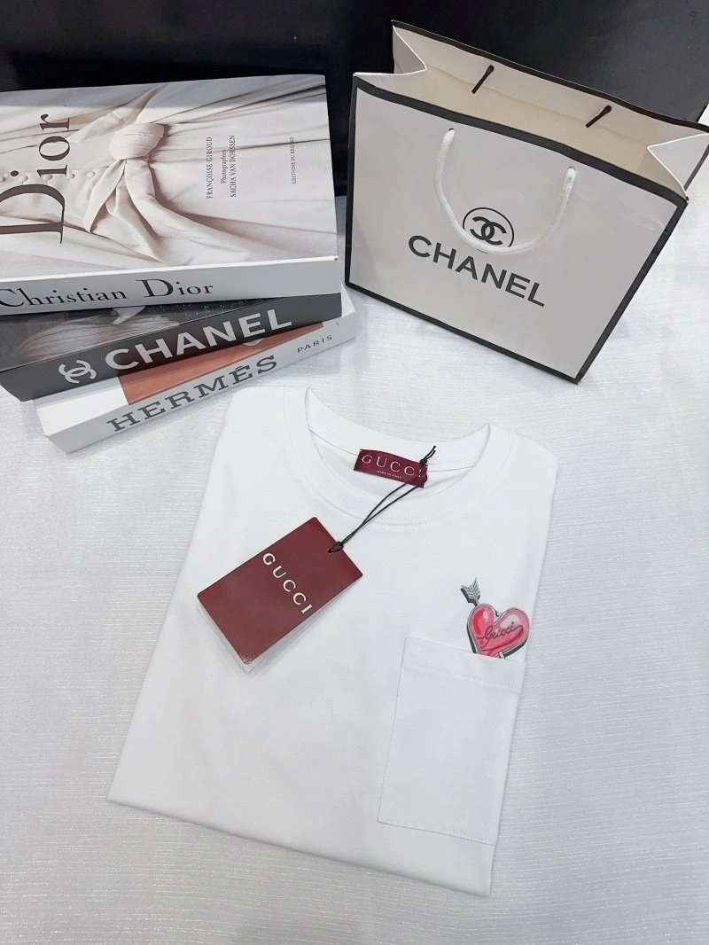Inexpensive Gucci T-Shirts