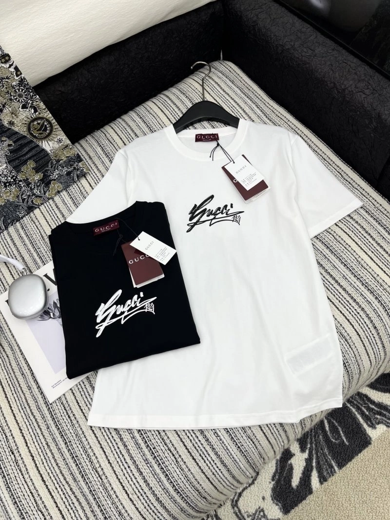 Bargain Gucci T-Shirts
