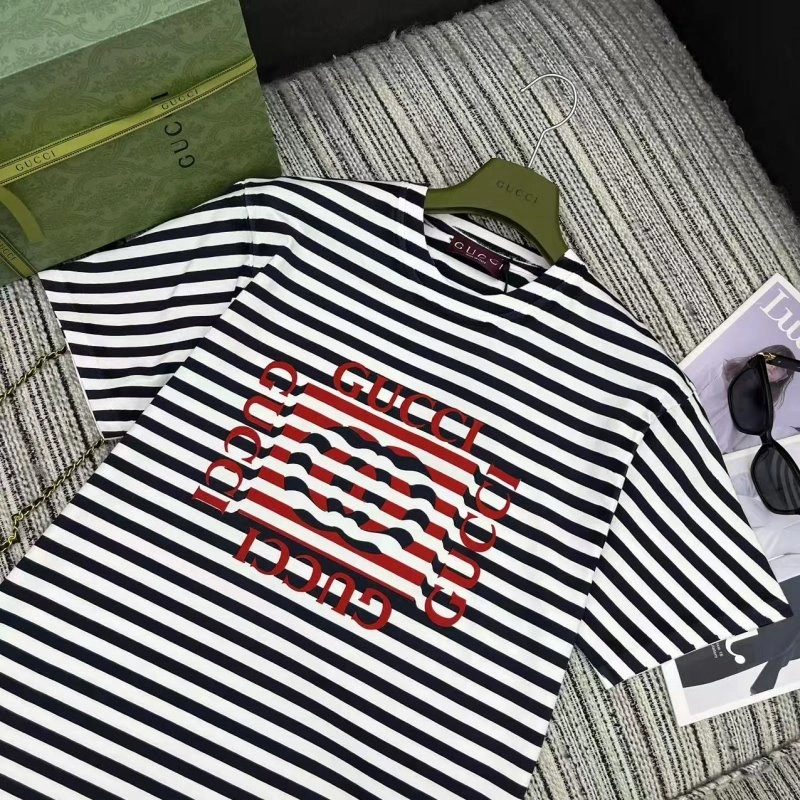 Low-cost Gucci T-Shirts