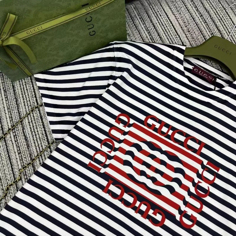 Low-cost Gucci T-Shirts