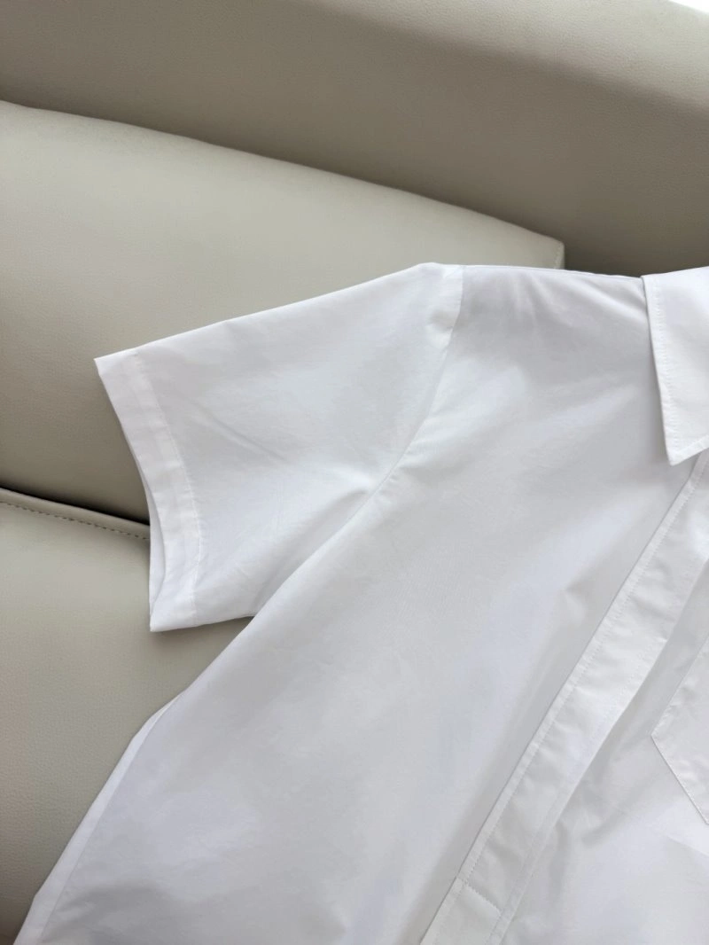 Indistinguishable Gucci T-Shirts