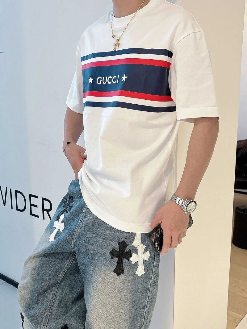Top match Gucci T-Shirts