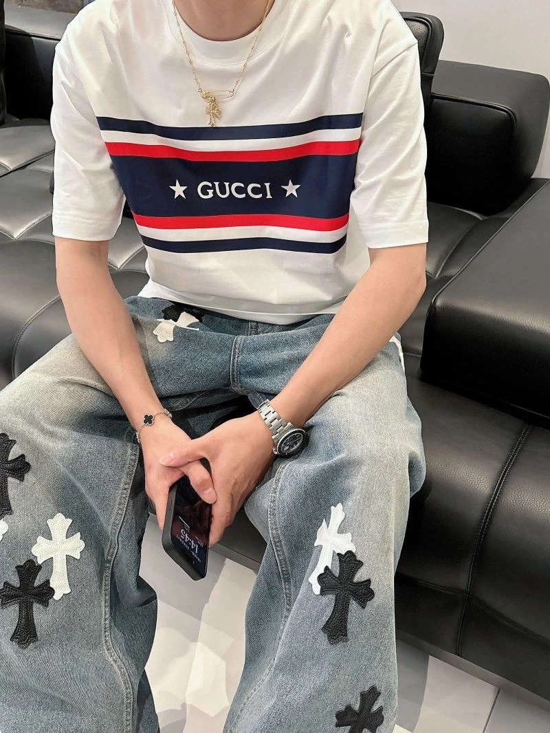 Top match Gucci T-Shirts