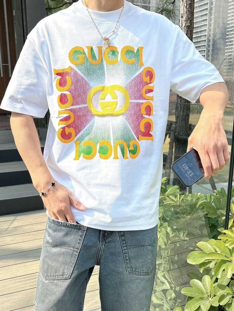 Accurate model Gucci T-Shirts