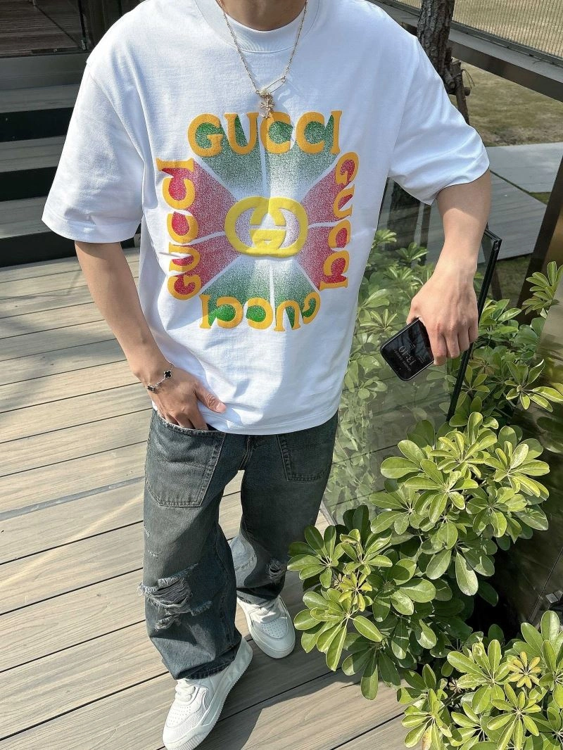 Accurate model Gucci T-Shirts