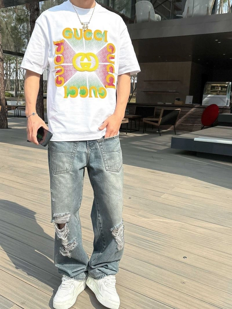Accurate model Gucci T-Shirts
