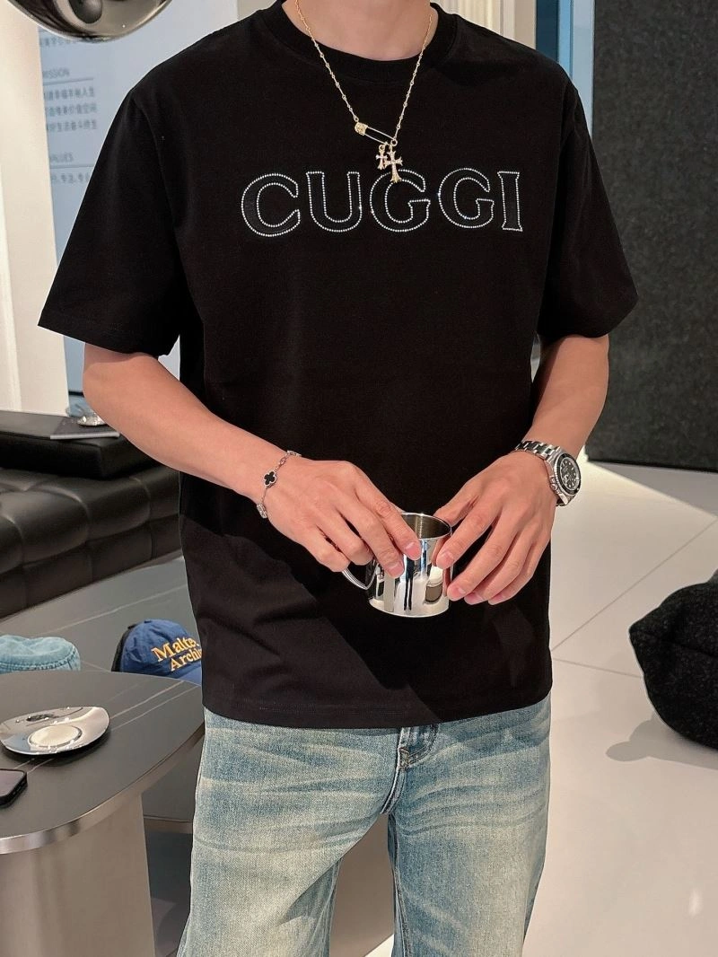 Value-priced Gucci T-Shirts