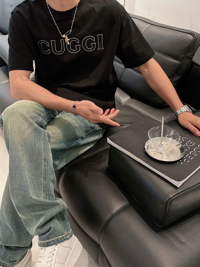 Value-priced Gucci T-Shirts