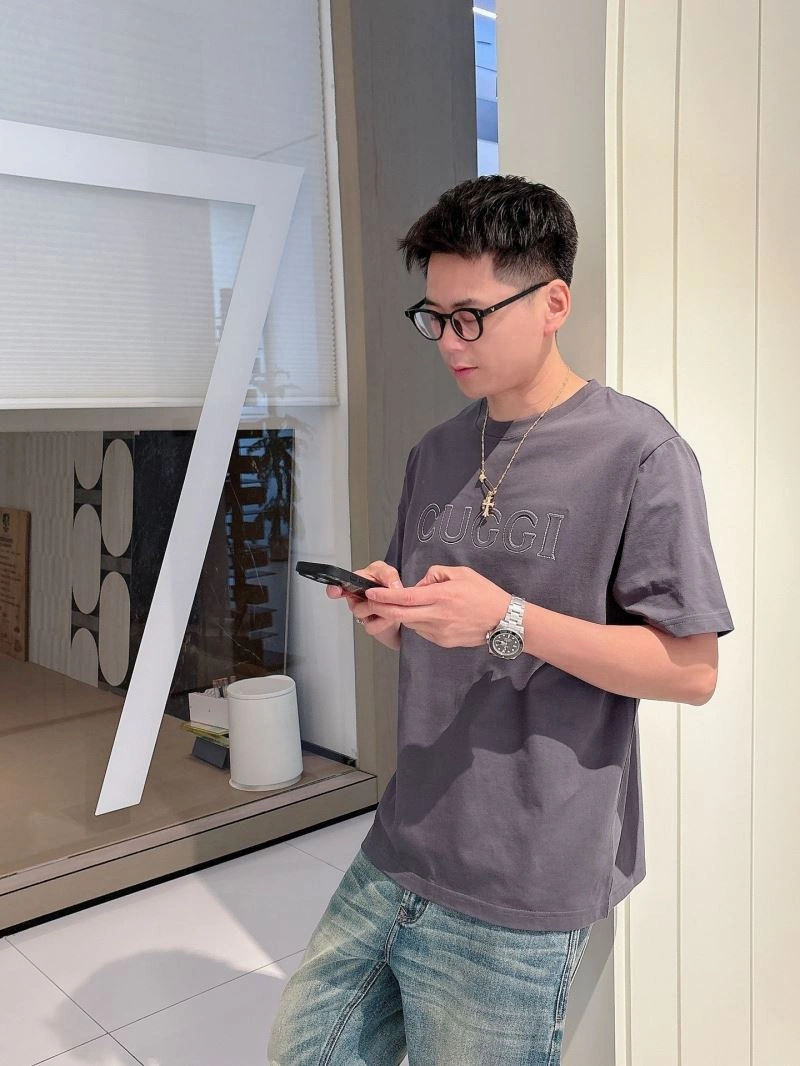 Top mirror Gucci T-Shirts
