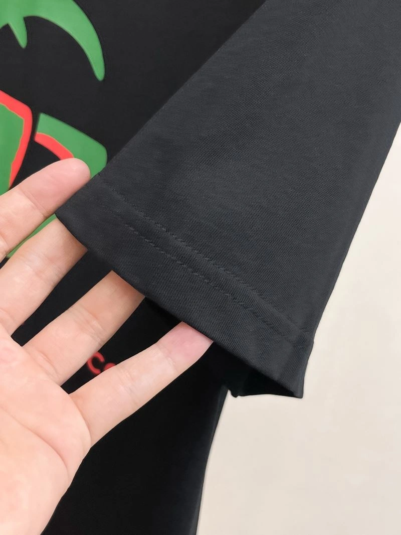 Value-priced Gucci T-Shirts