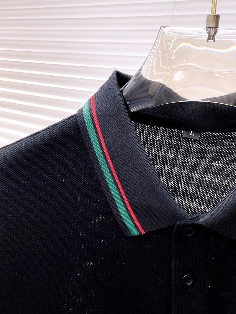 Top match Gucci T-Shirts