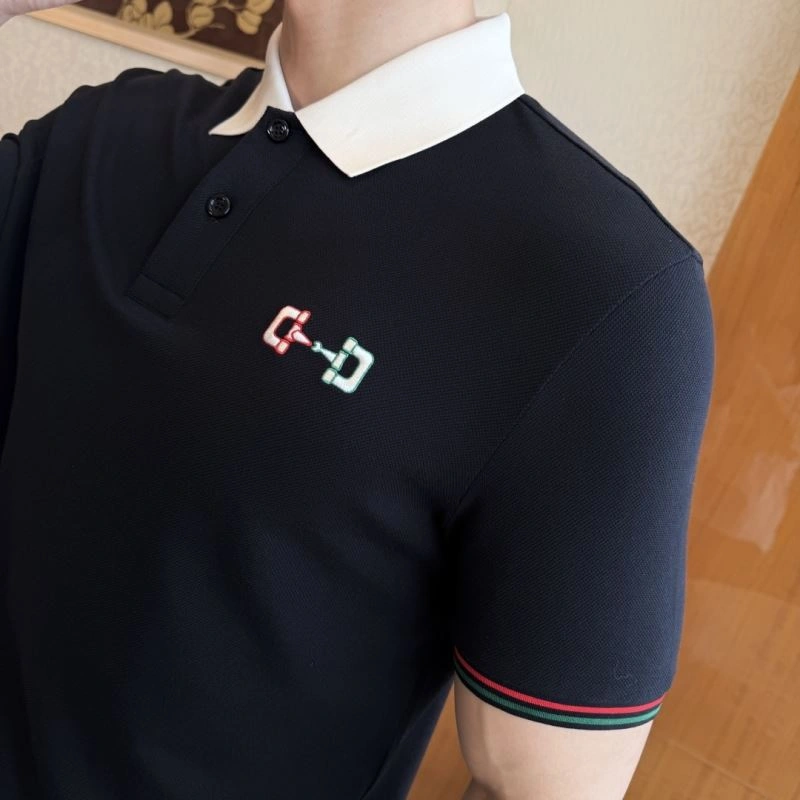 Top match Gucci T-Shirts