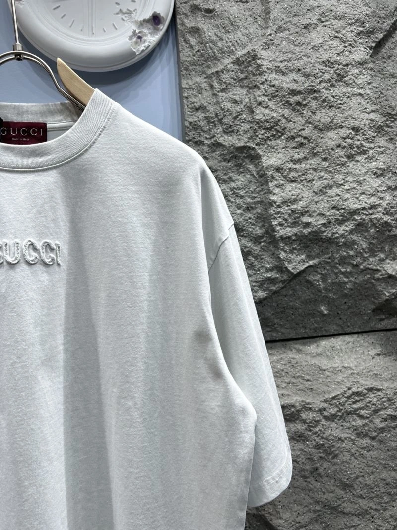 Top match Gucci T-Shirts