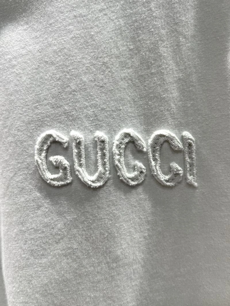 Top match Gucci T-Shirts