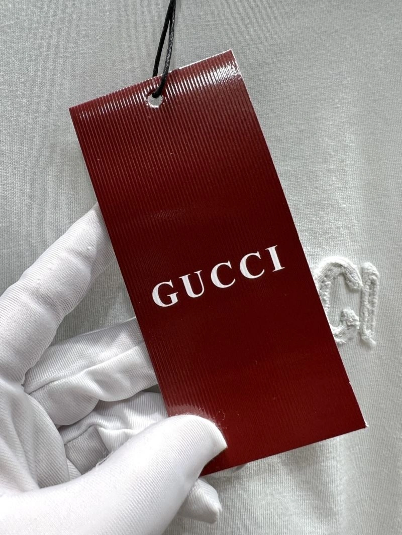 Top match Gucci T-Shirts