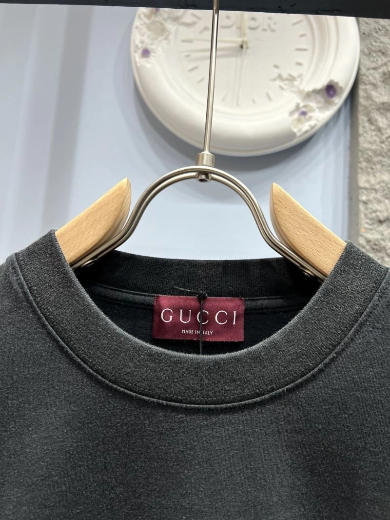 Top mirror Gucci T-Shirts