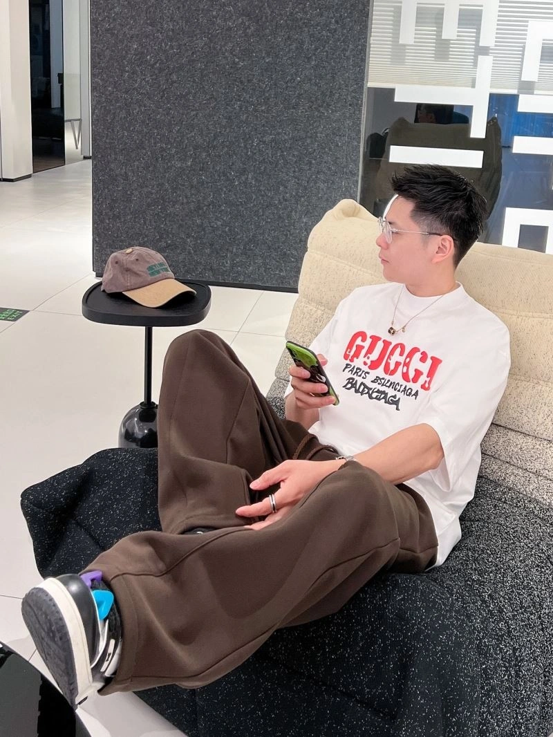 Value-priced Gucci T-Shirts