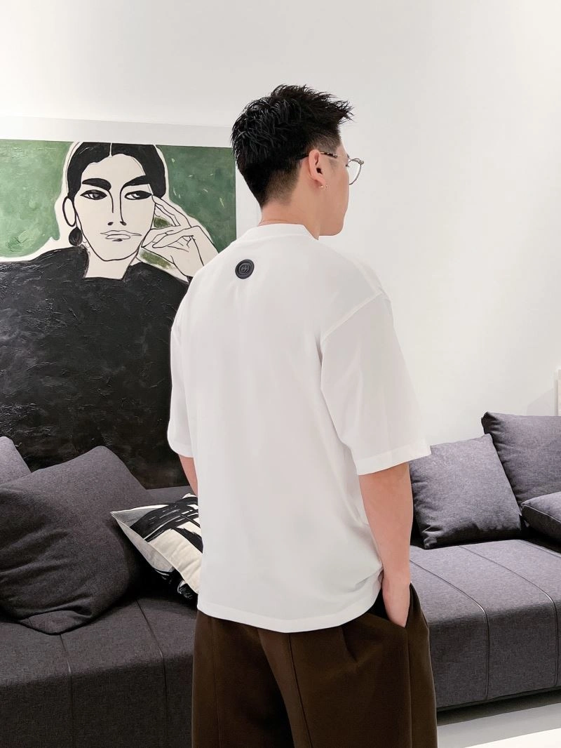 Value-priced Gucci T-Shirts
