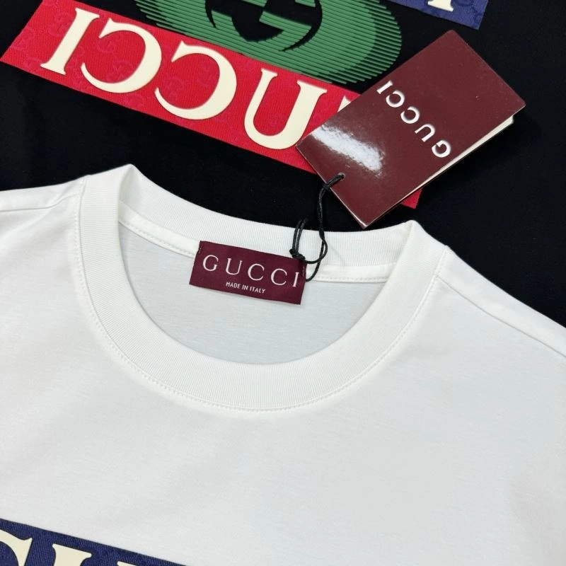 Accurate model Gucci T-Shirts