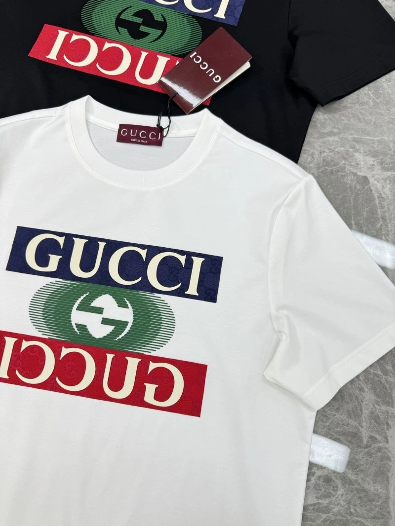 Accurate model Gucci T-Shirts