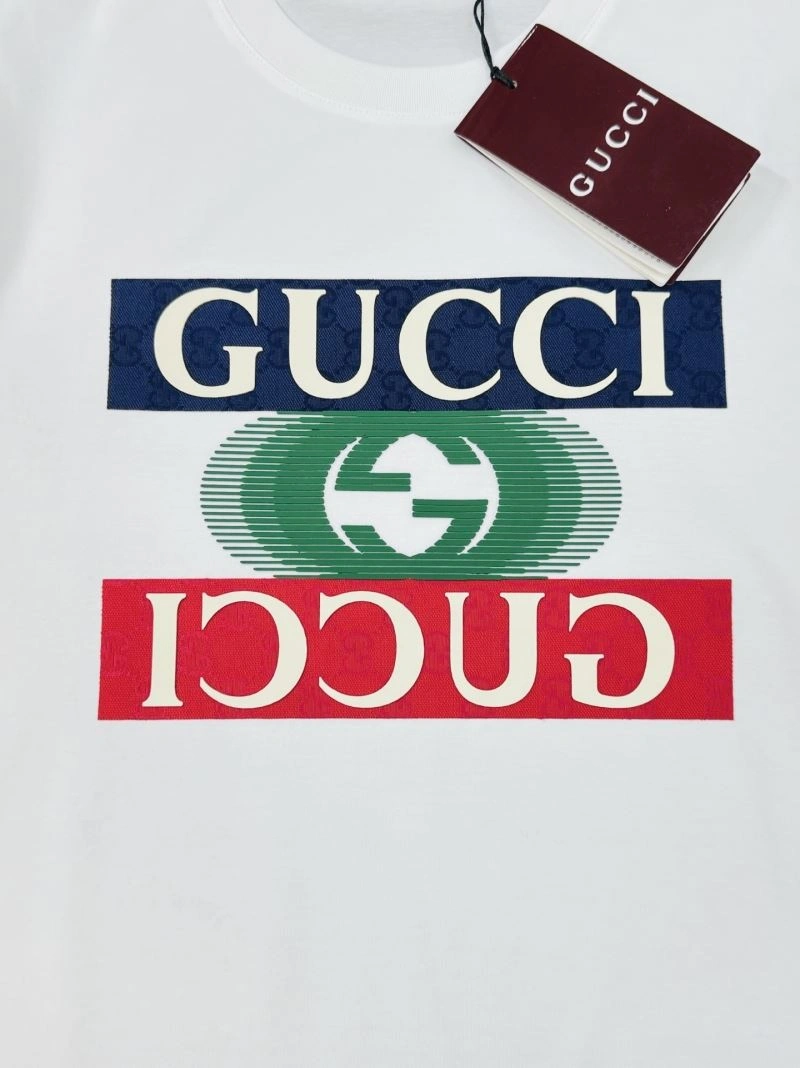 Accurate model Gucci T-Shirts