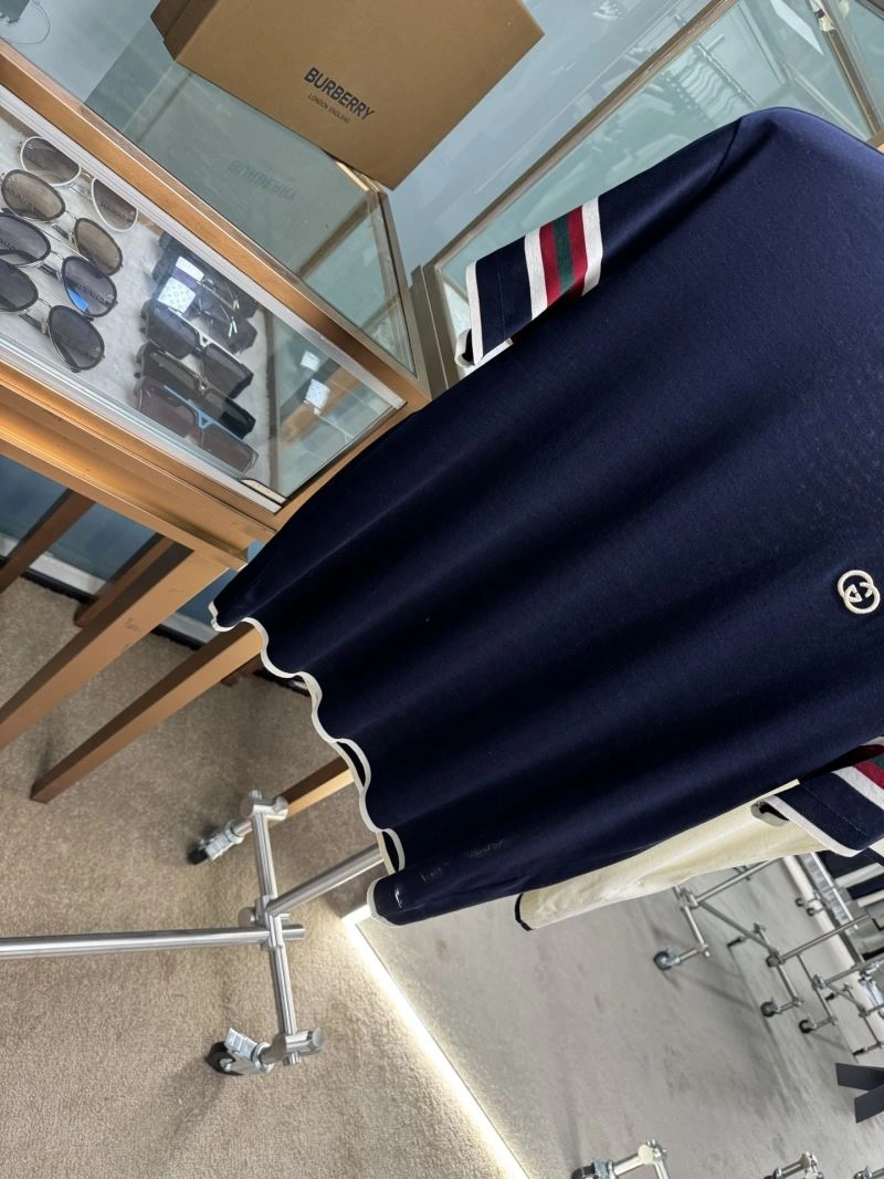 Top mirror Gucci T-Shirts