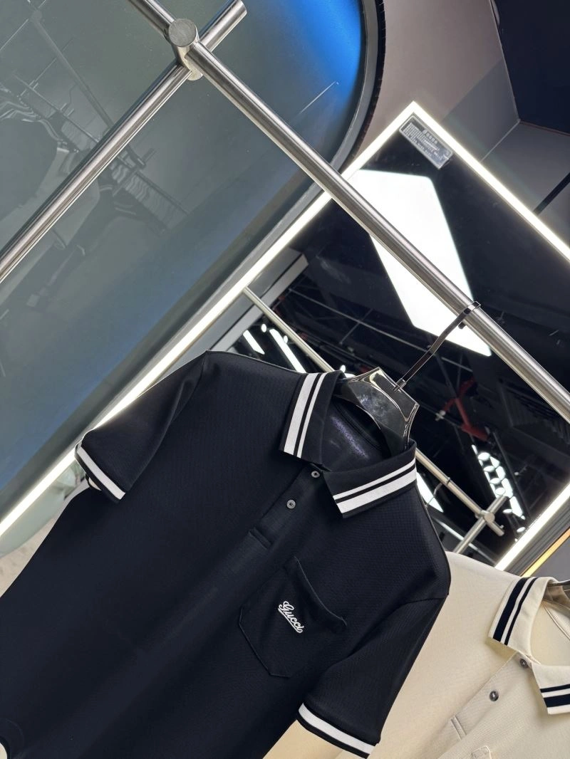 Top mirror Gucci T-Shirts