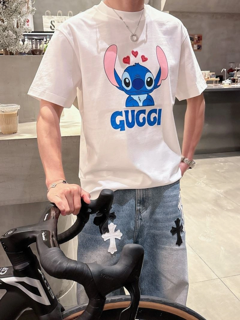 Accurate model Gucci T-Shirts