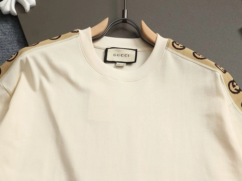 Top mirror Gucci T-Shirts