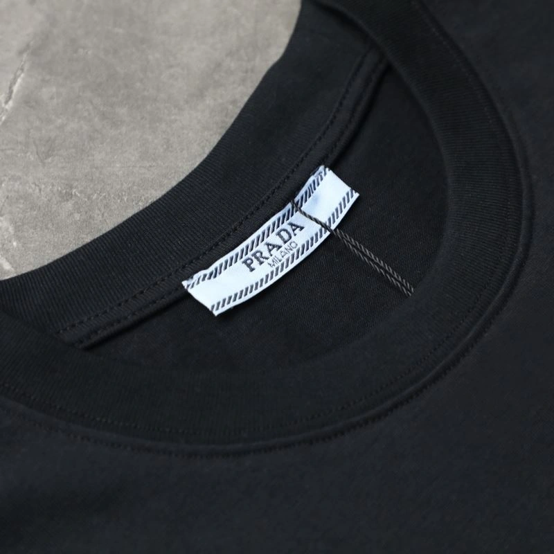 Top mirror Gucci T-Shirts