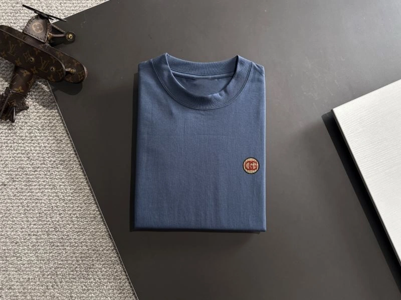 Value-priced Gucci T-Shirts