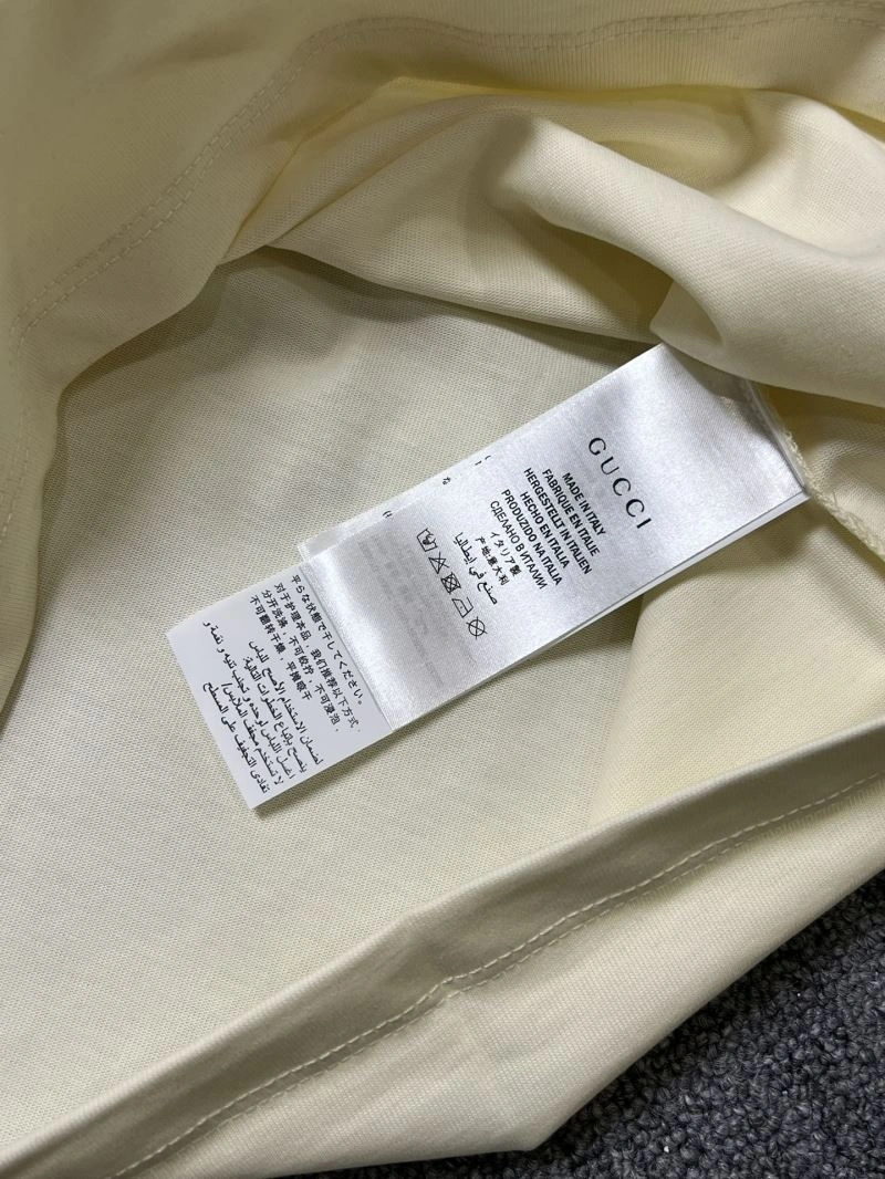 Top match Gucci T-Shirts