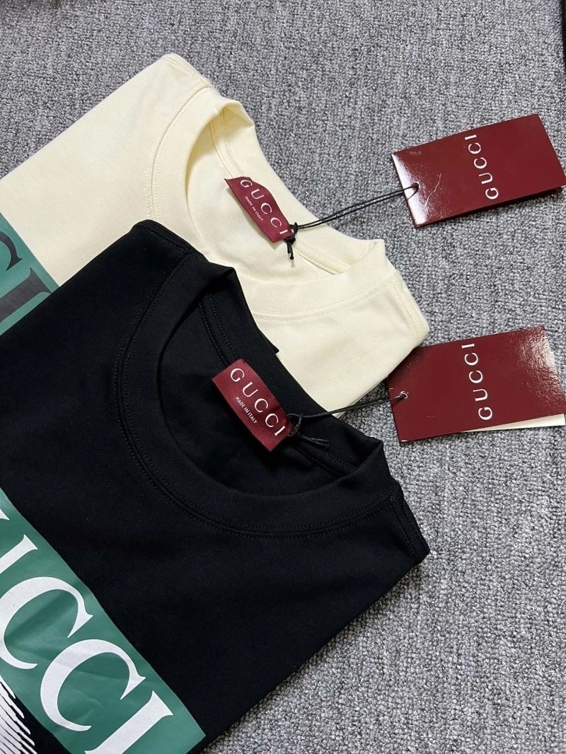 Top match Gucci T-Shirts
