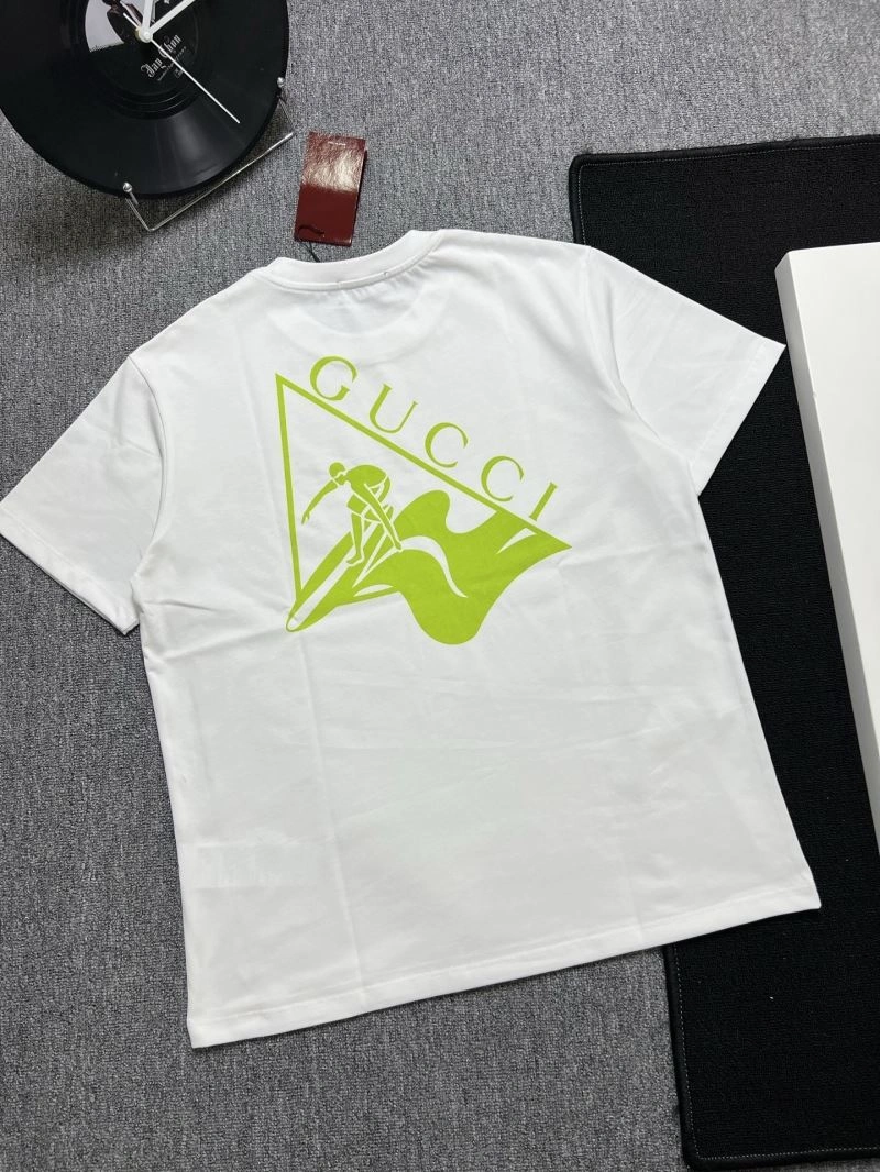 Top match Gucci T-Shirts